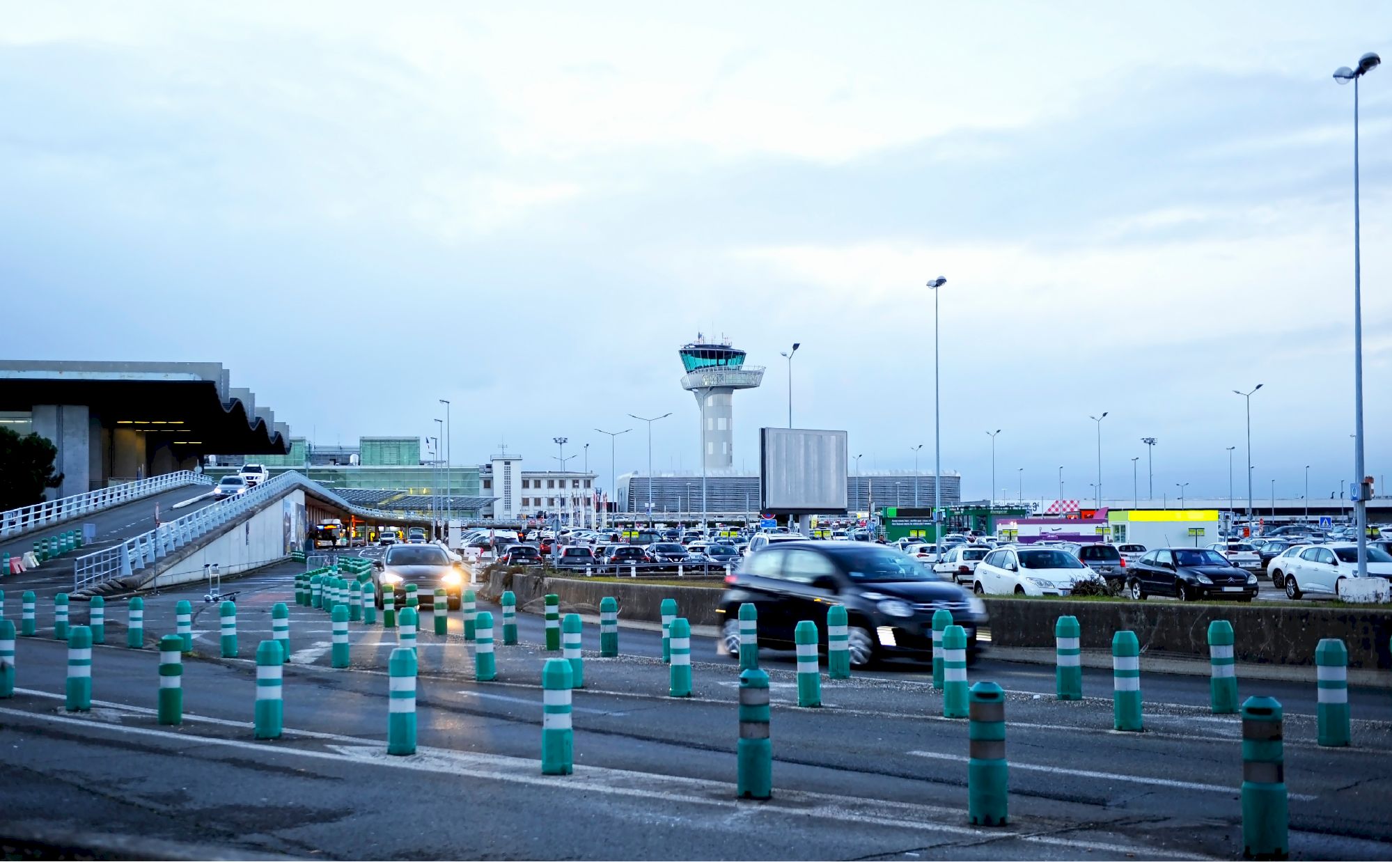 Les astuces pratiques pour partir en avion depuis Bordeaux
